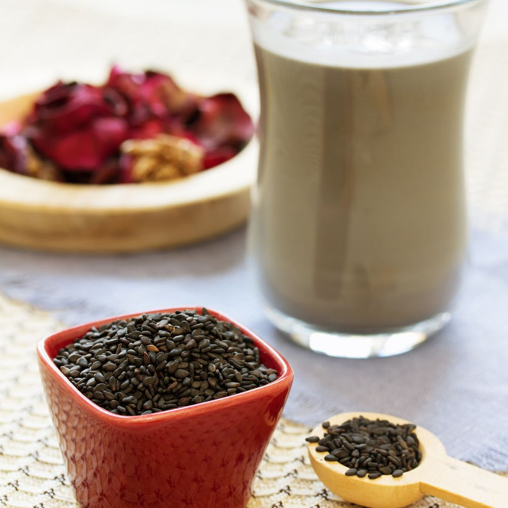 Benefits of Black Sesame Seed Milk – milkyplant